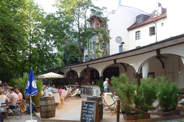 Established-Since.de - Hofbräukeller, Biergarten, München